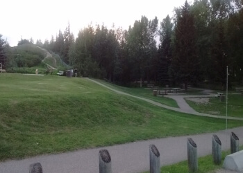 3 Best Public Parks in Red Deer, AB - ThreeBestRated