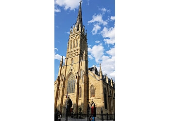 3 Best Churches in Toronto, ON - Expert Recommendations