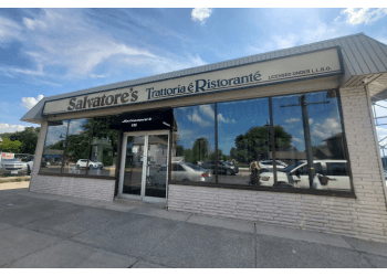 3 Best Italian Restaurants in Sarnia, ON - Expert Recommendations