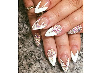 3 Best Nail Salons in Hamilton, ON - Expert Recommendations