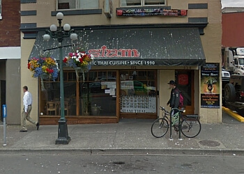 3 Best Thai Restaurants in Victoria, BC - Expert Recommendations