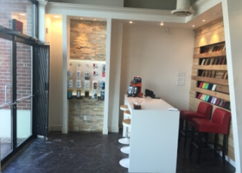 3 Best Cell Phone Repair in Surrey, BC - Expert Recommendations