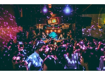 3 Best Night Clubs in Calgary, AB - Expert Recommendations