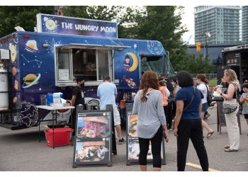3 Best Food Trucks in Toronto, ON - Expert Recommendations