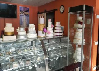 3 Best Cakes in Regina, SK - Expert Recommendations